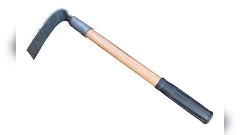 Best Grub Hoes For Digging: Top Durable Tools for Easy Soil Work - Farm ...